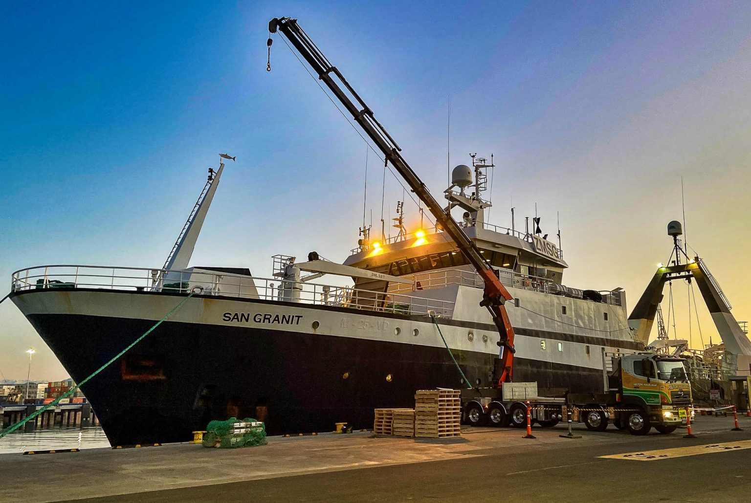 Crane Solutions - Hilton Haulage